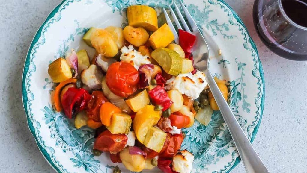 21 Vegetarian Dump-And-Bake Dishes That Will Make You Love Cooking ...