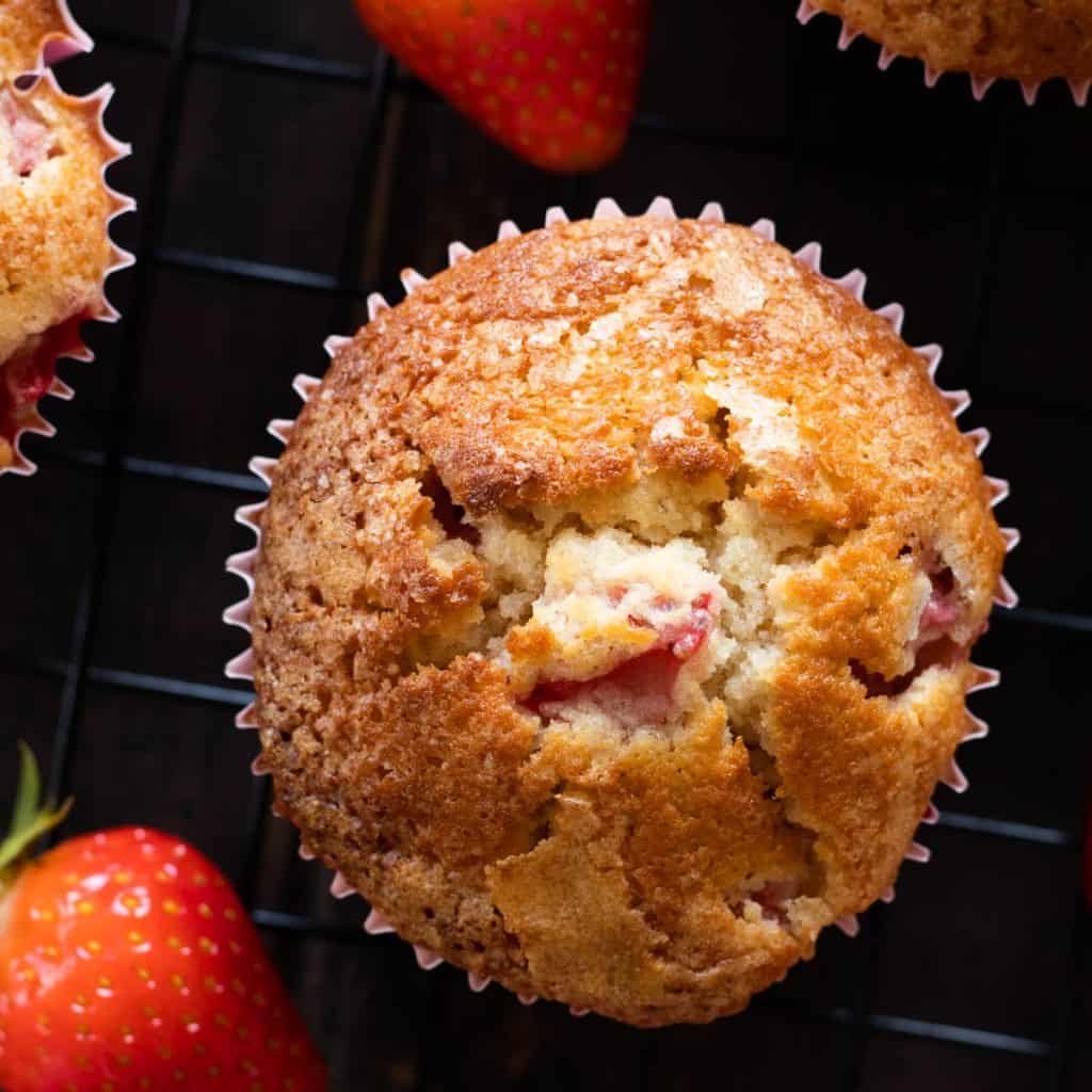 Gooey Cinnamon Apple Muffins - always use butter