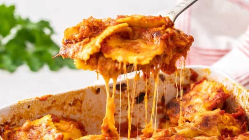 24 Hearty Potluck Casseroles That Everyone Will Be Raving About ...